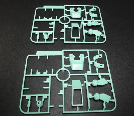 1/100 MG MSA-003 NEMO(UNICORN COLOR Ver.): 立体物